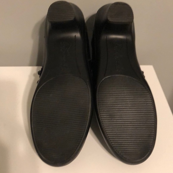 OrthoFeet Bioheels | Shoes | Bioheels Emma Black 2 Inch Heel Bootie ...